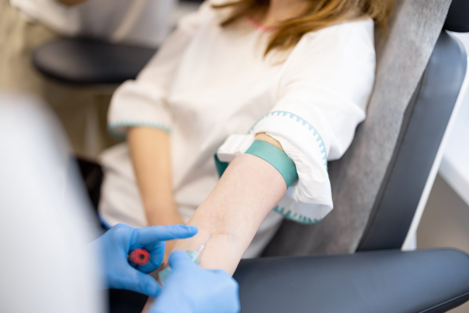How Is PRP Therapy Made? From Blood Draw to Injection Step-by-Step ...